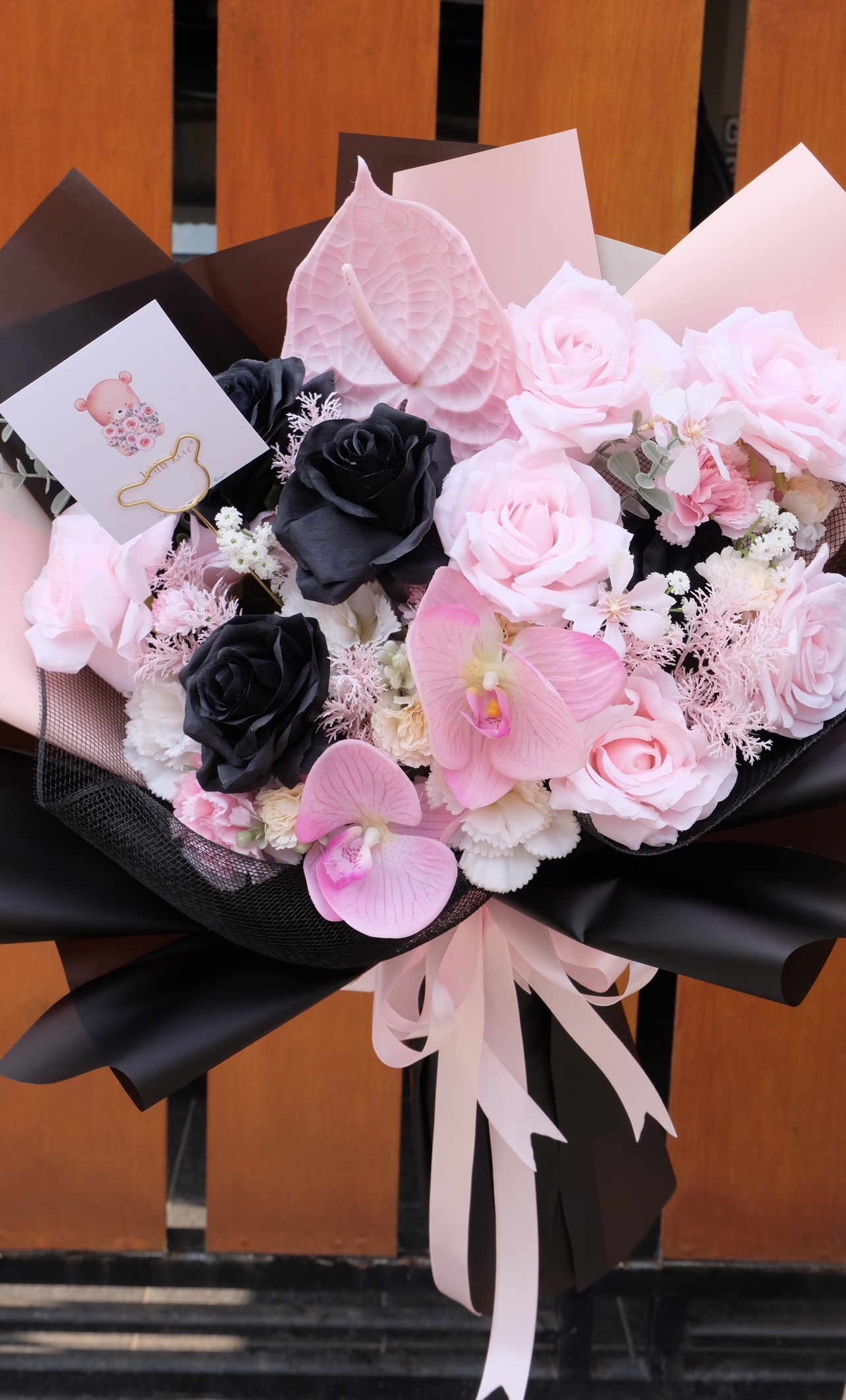 Pink Venom Bouquet - Flowerbee